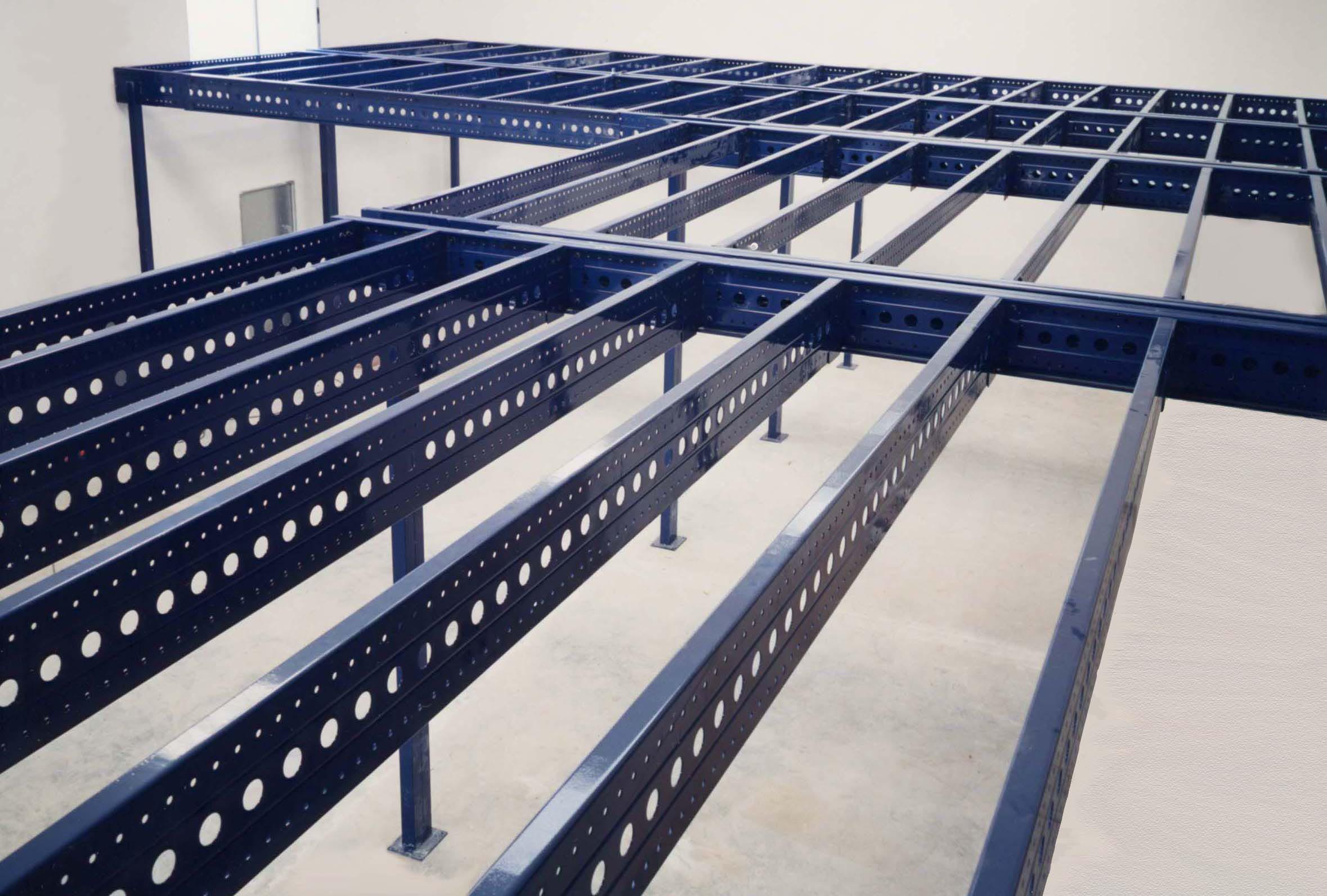 Rayonnage Maroc : Plateforme de stockage Industrielle à Poteaux